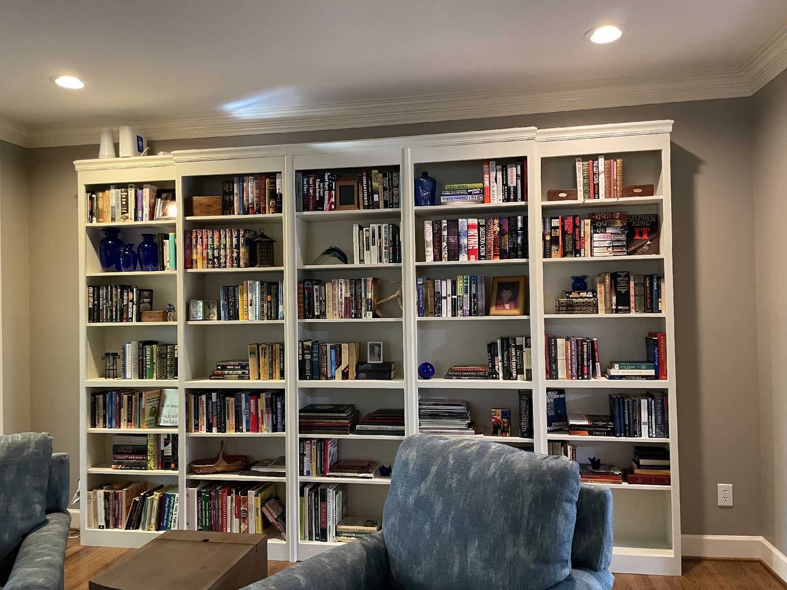 Den Library – Hammerhead Woodworks