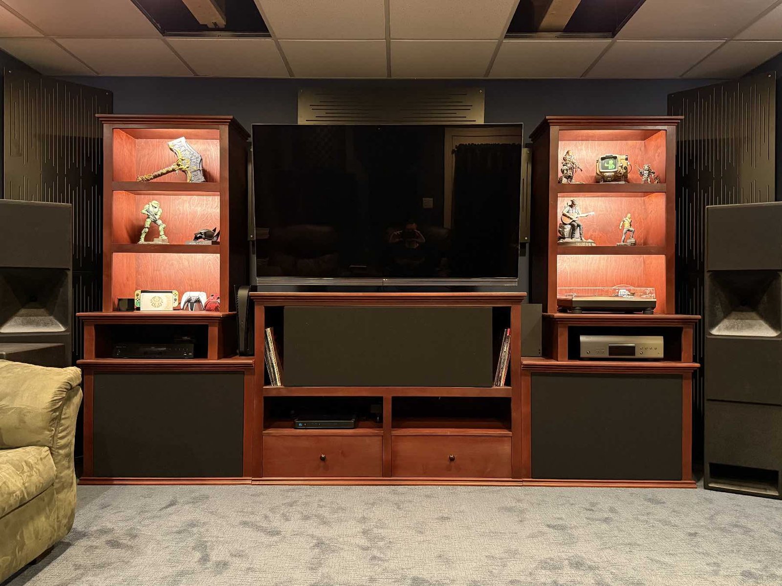 Media Entertainment Center – Hammerhead Woodworks
